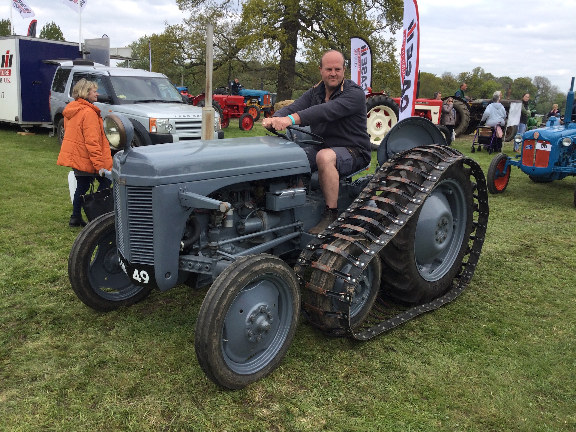 Stradsett Park Vintage Rally 2022 – The Vale of Belvoir Machinery Group