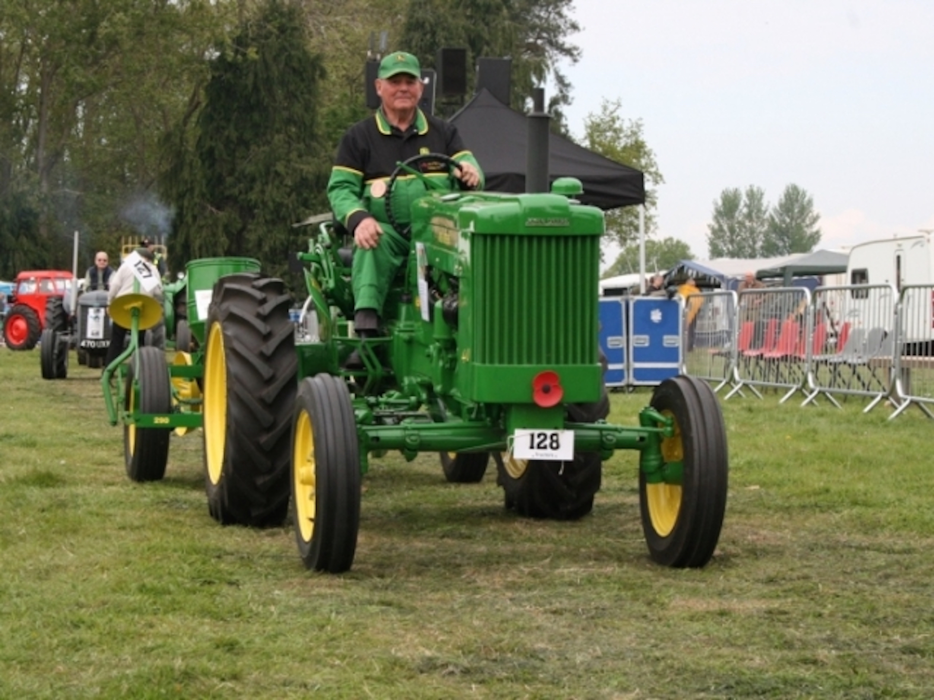 Stradsett Park Vintage Rally 2022 – The Vale of Belvoir Machinery Group